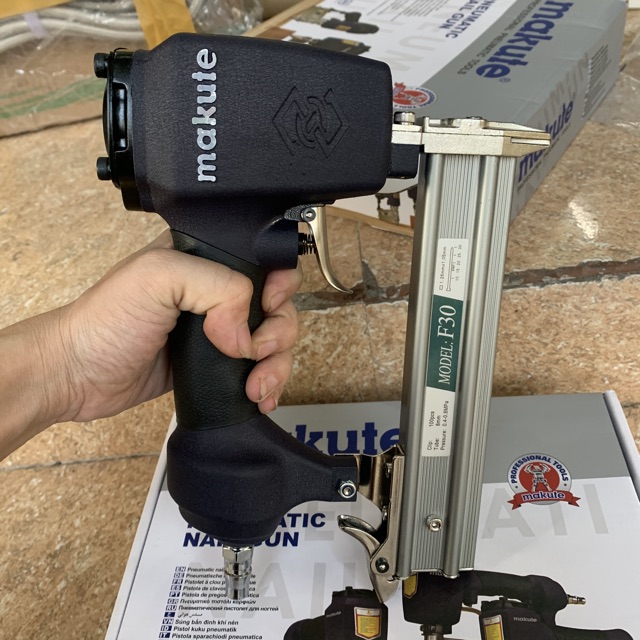 Súng bắn đinh thẳng MAKUTE f50 bắn đinh bê tông nén khí